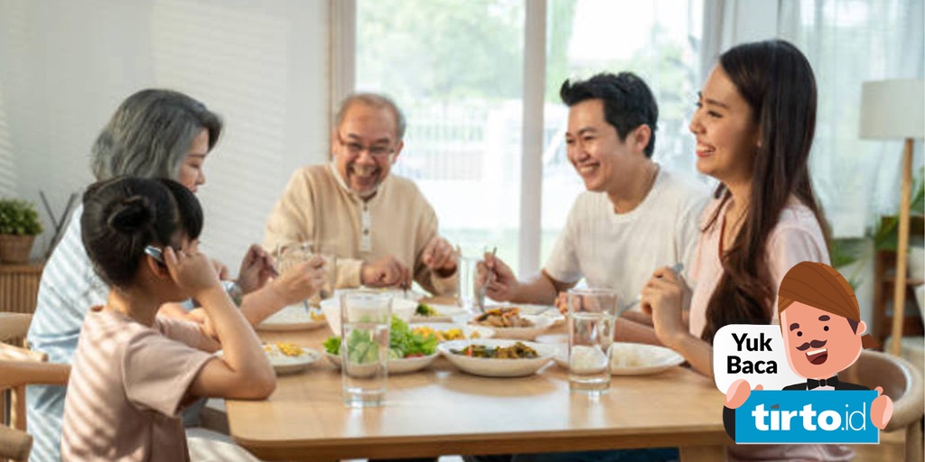 Menyiasati Makan Bersama Keluarga yang Hampir Terlupakan