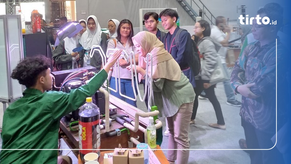 Masyarakat Antusias Kunjungi Pameran Pelatihan Vokasi Kemnaker Masyarakat Antusias Kunjungi Pameran Pelatihan Vokasi Kemnaker